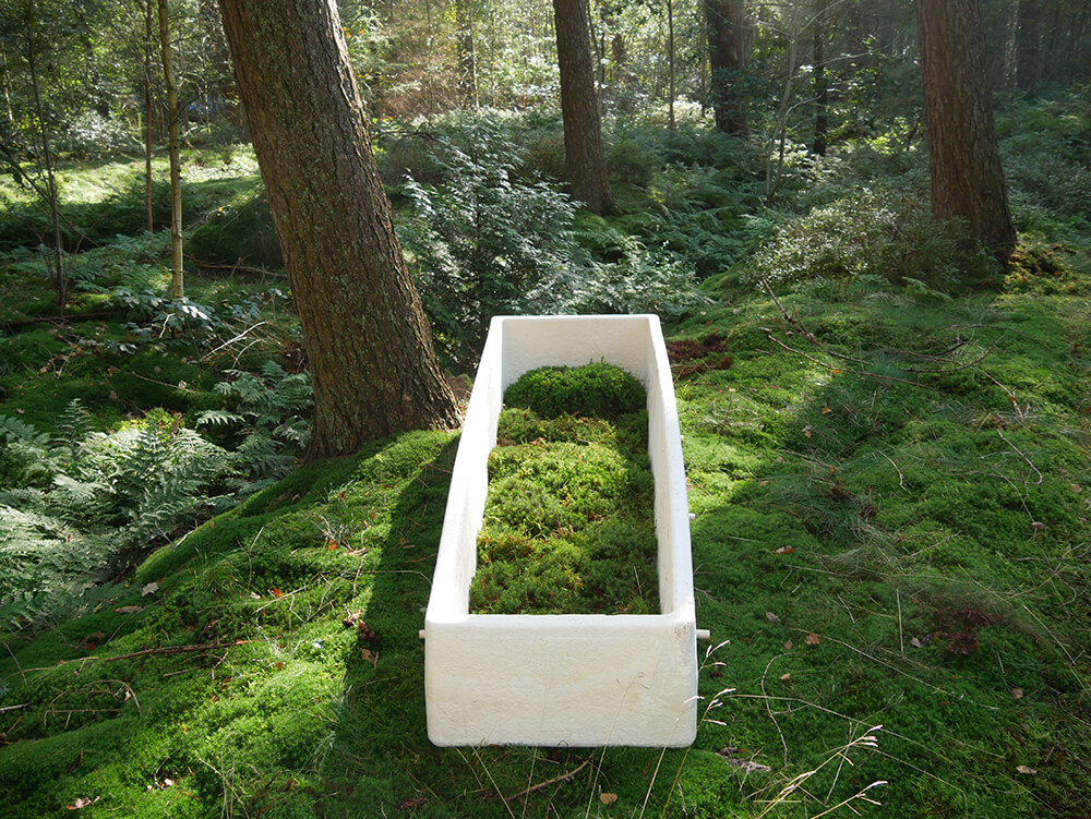 Mushroom coffin turns bodies into compost for less toxic burials