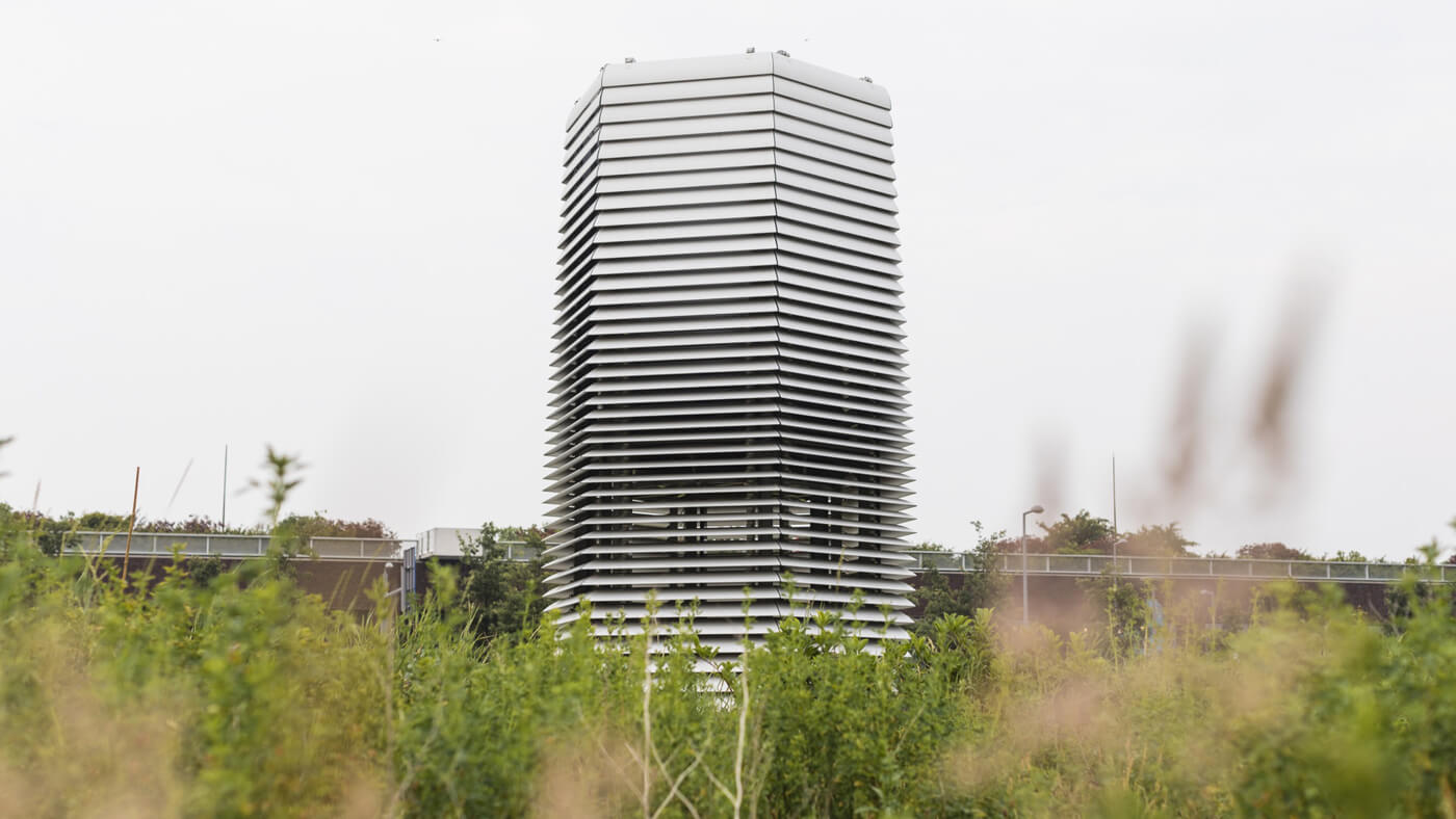 Smog Free Tower turns air pollution into engagement rings