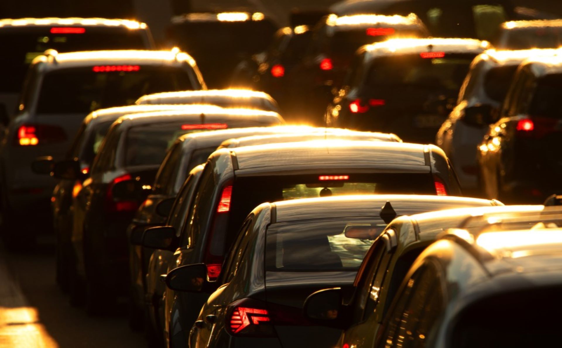 Shocking image reveals seemingly endless traffic as a result of ‘almost ...