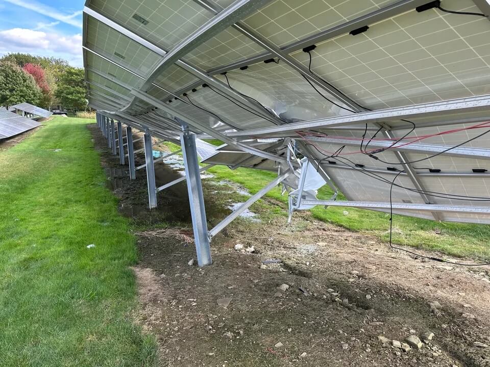 Photos reveal shocking aftermath of negligent driver crashing into ...