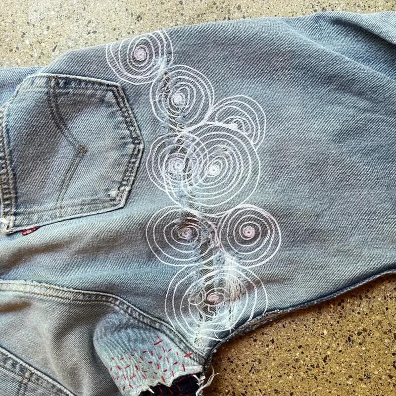 Redditor sparks inspiration with before-and-after photos of their jeans ...
