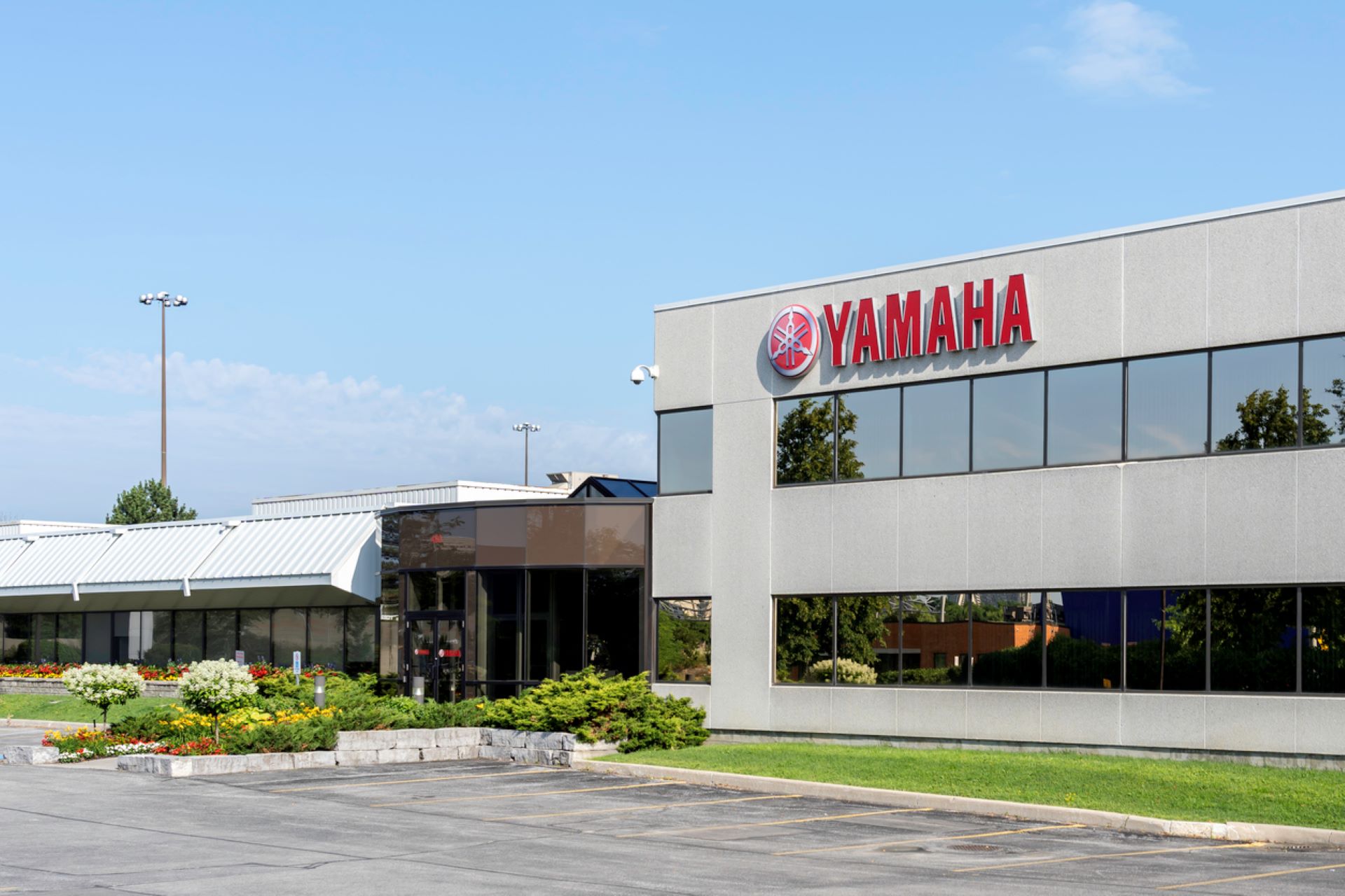 Yamaha introduces game-changing business model for electric vehicles ...