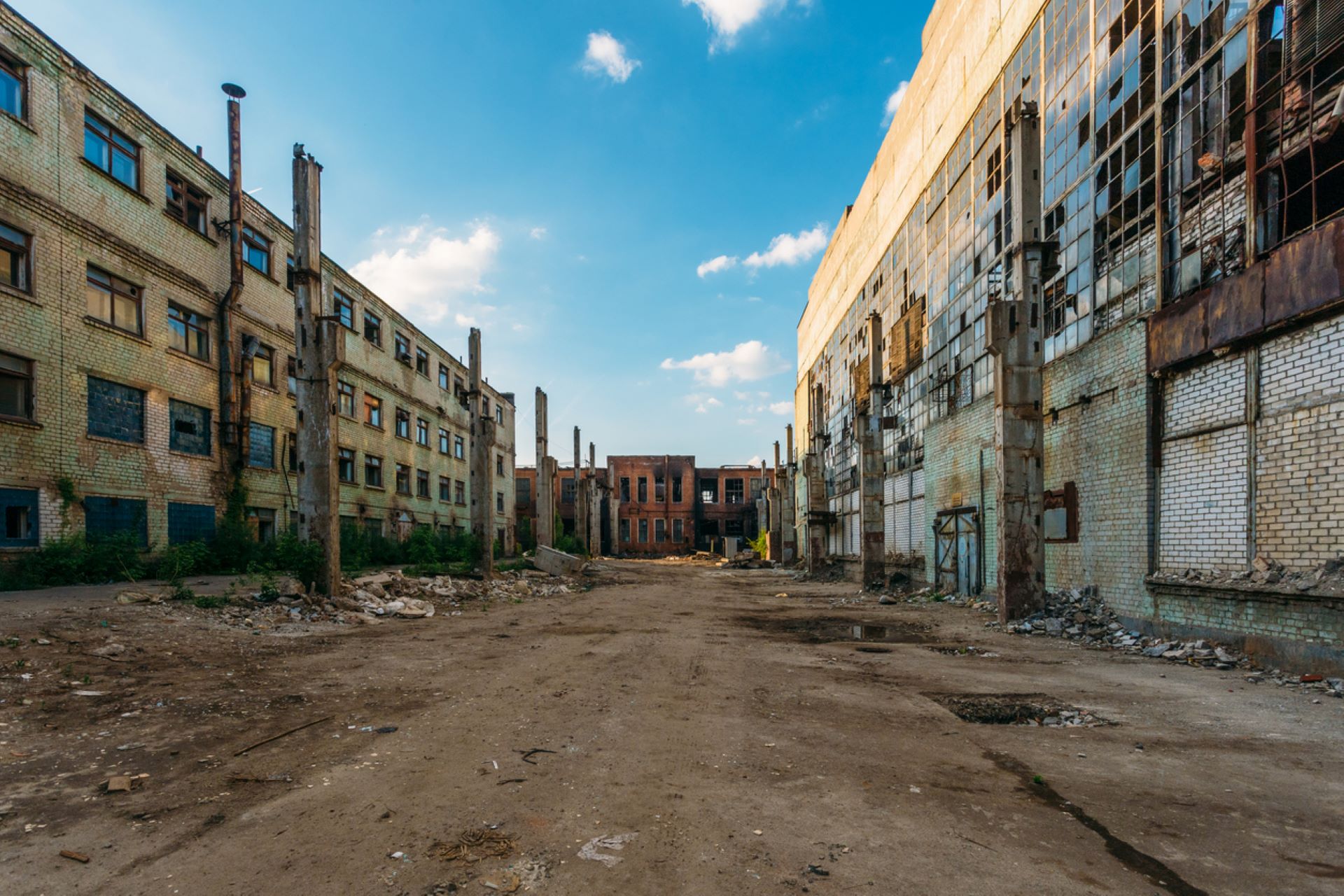 City council passes unprecedented legislation to revive old, decrepit ...
