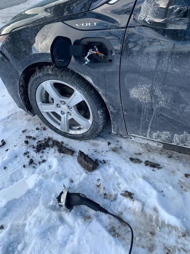 Shocked EV owner shares disturbing photo of senseless act of vandalism ...