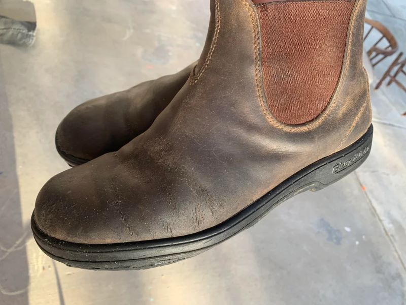 Shoe lover shares shockingly easy process behind beloved boot repair ...