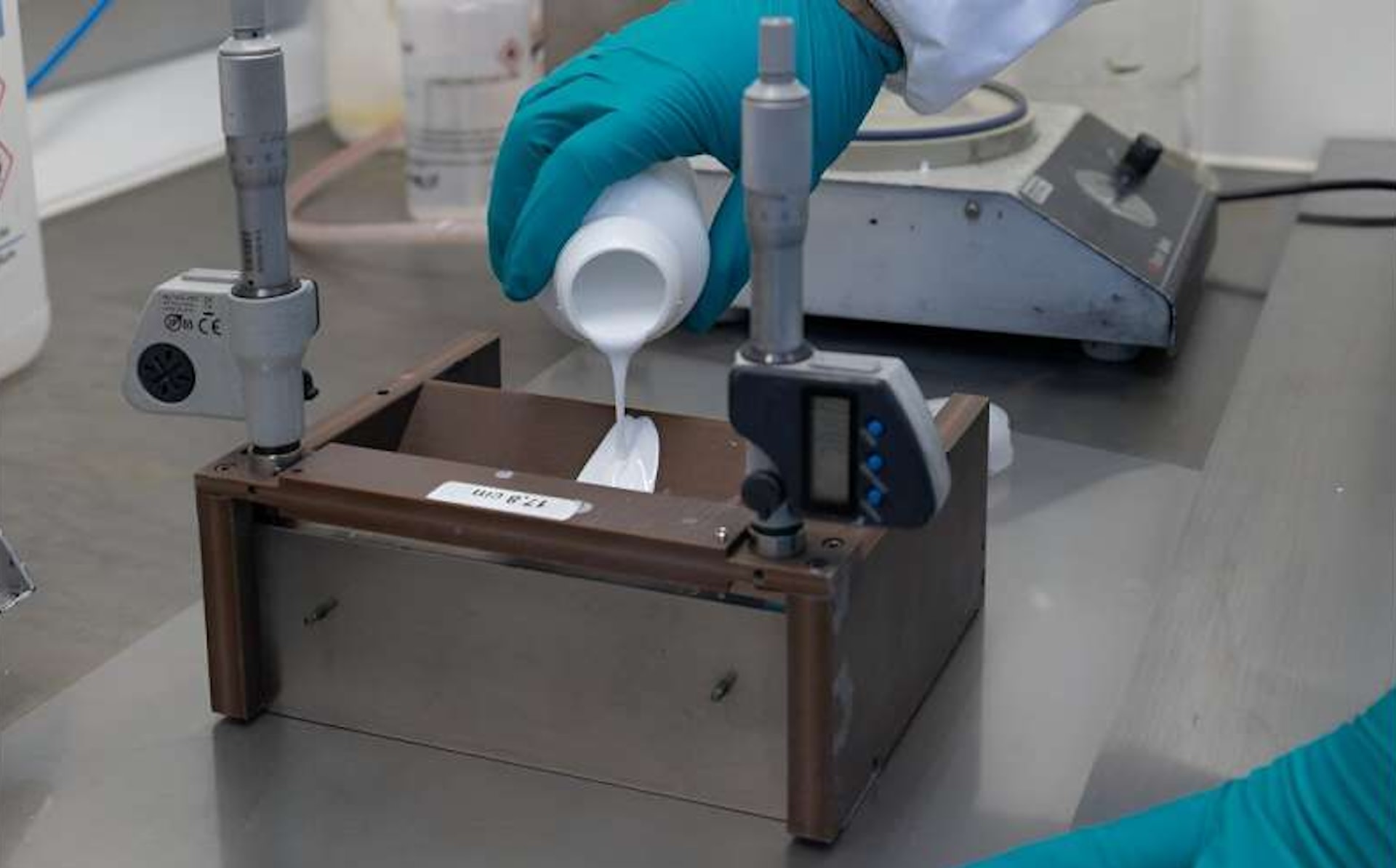 Scientist makes 'superionic' battery technology breakthrough that could ...