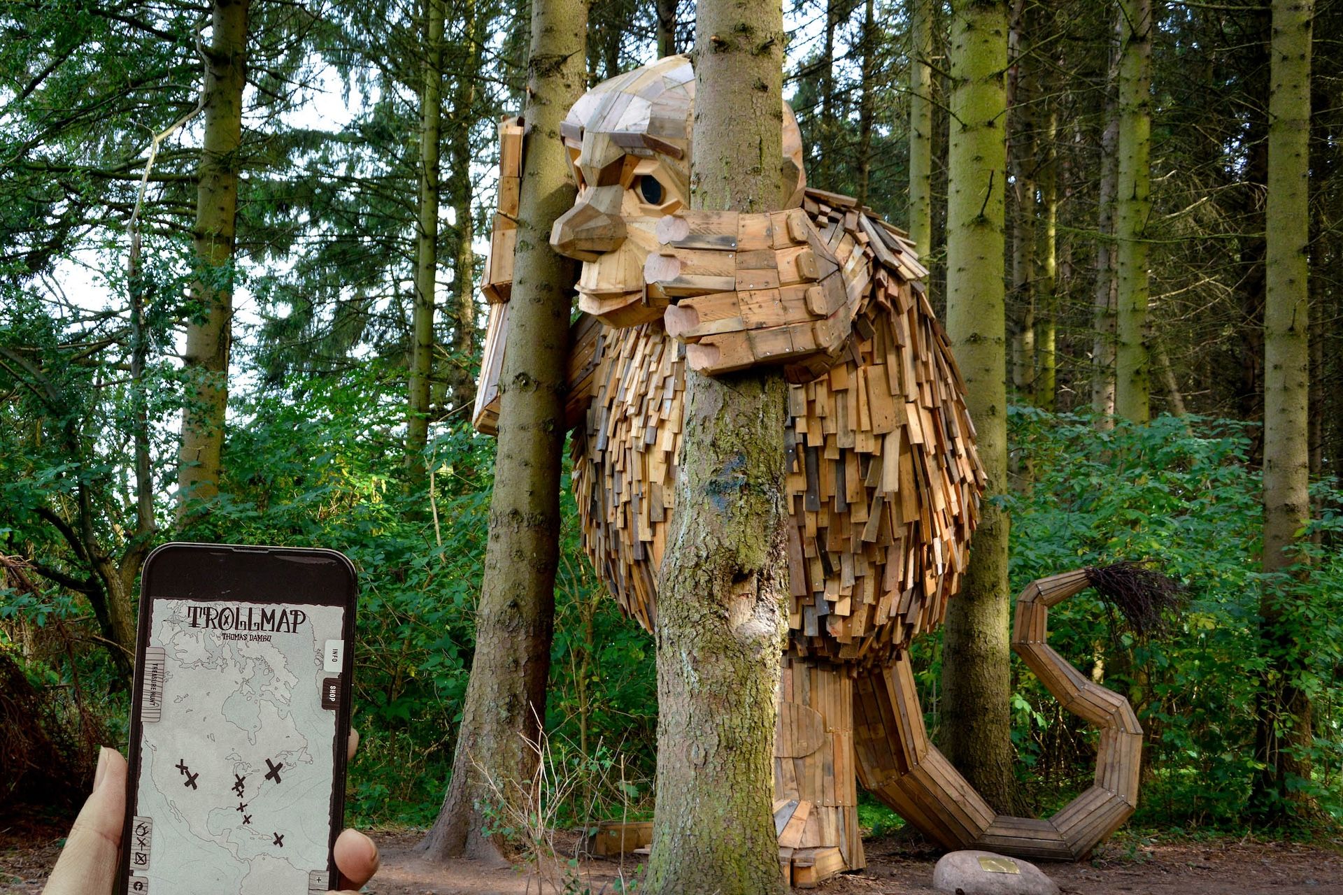 Artist creates larger-than-life forest sculptures using unexpected ...