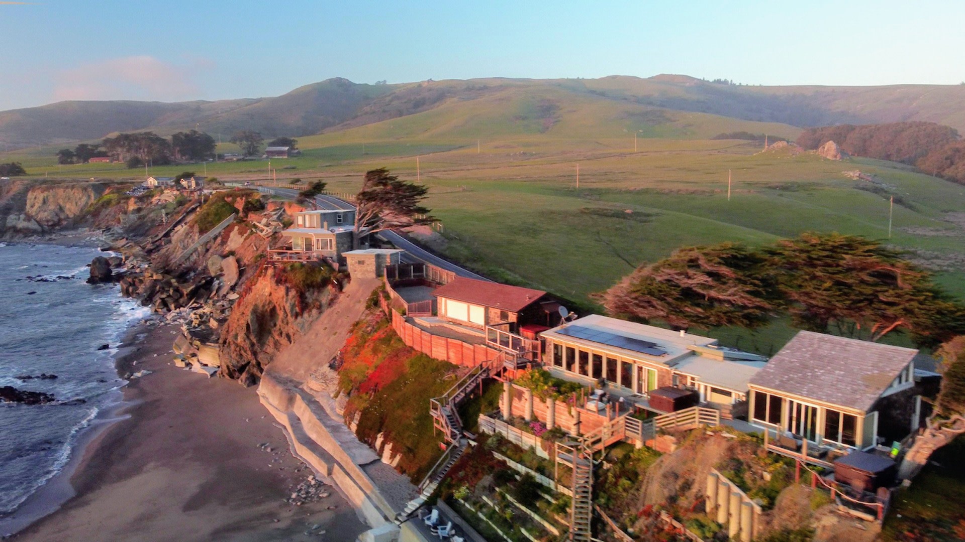 Looming threat tears homes apart along California's coastline: 'It has ...