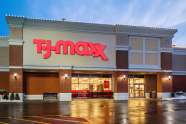 Retail Worker Sparks Outrage With Behind the scenes Look At Store