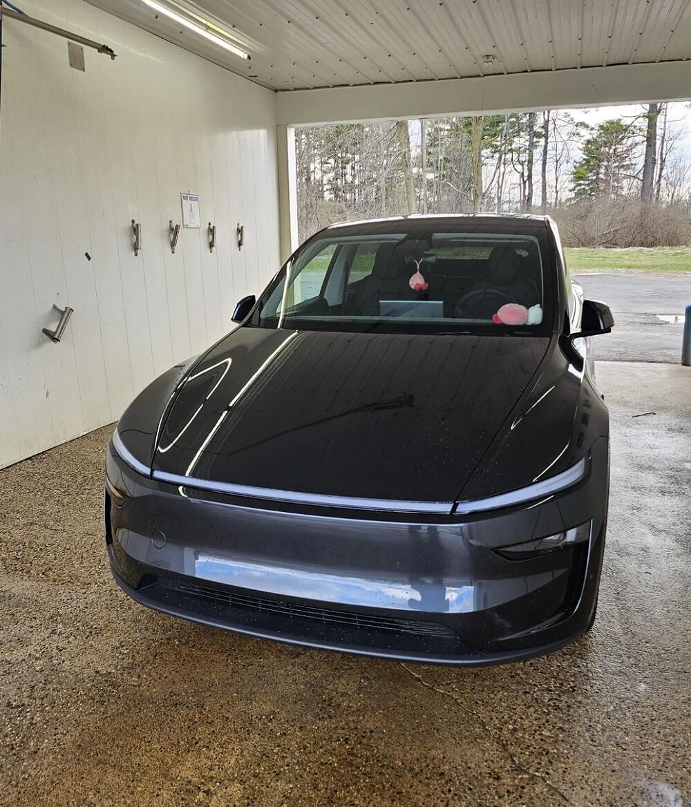 New Tesla owner shows off gleaming EV after first car wash: 'Couldn't ...