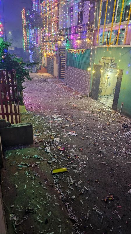 Frustrated homeowner shares concerning photos after neighbors create ...