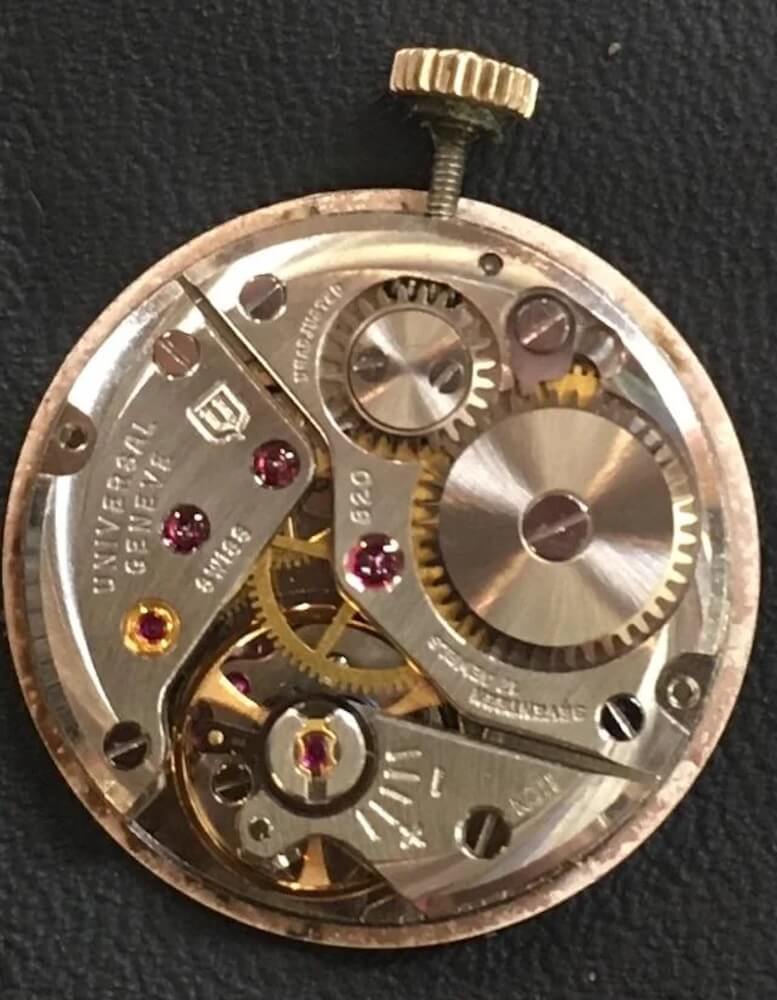 Shopper stunned after finding jaw-dropping item in thrift store's $1 ...