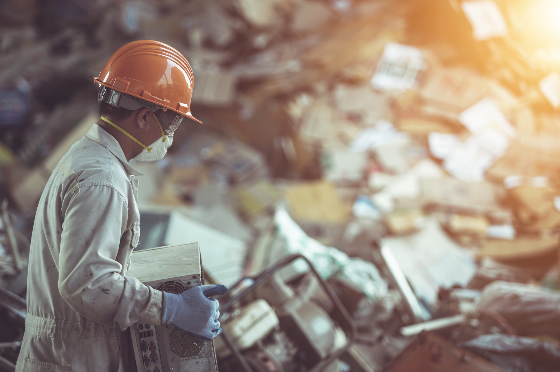 Hardware company opens game-changing factory to turn trashed items into ...