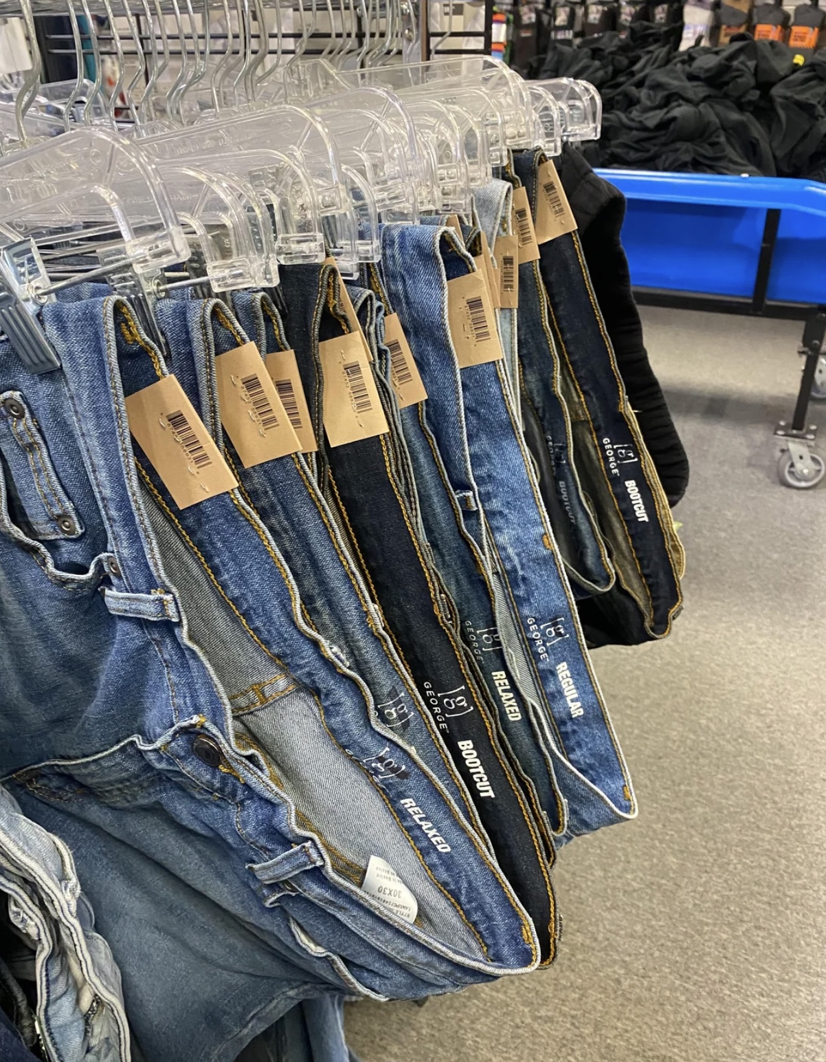 Shopper calls out thrift store after spotting infuriating items on ...