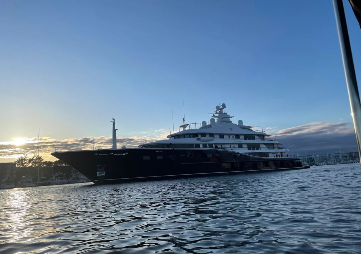 Onlooker sparks outrage with photo of $620 million superyacht docked in ...