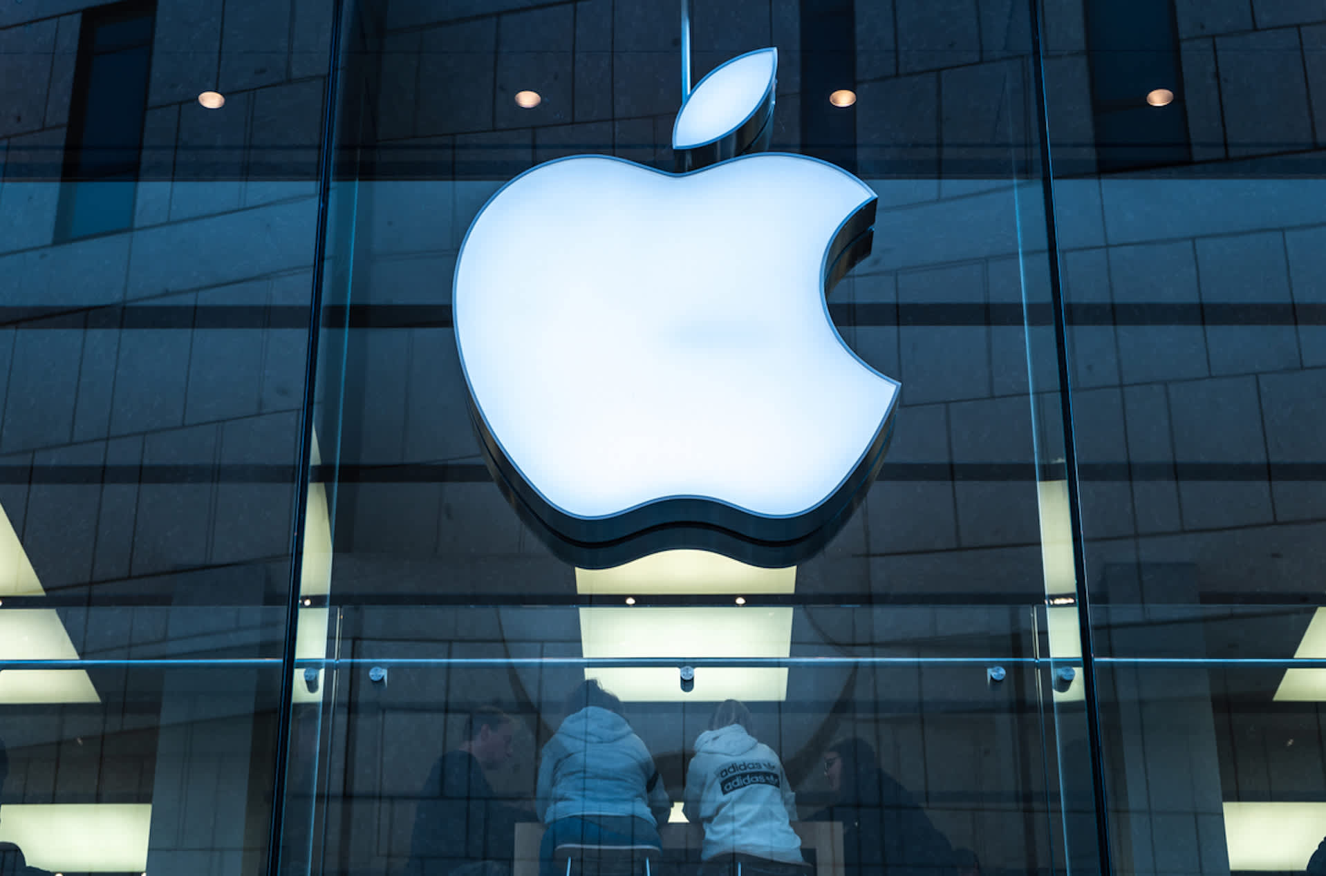 Apple signs game-changing agreements in pursuit of ambitious goal ...