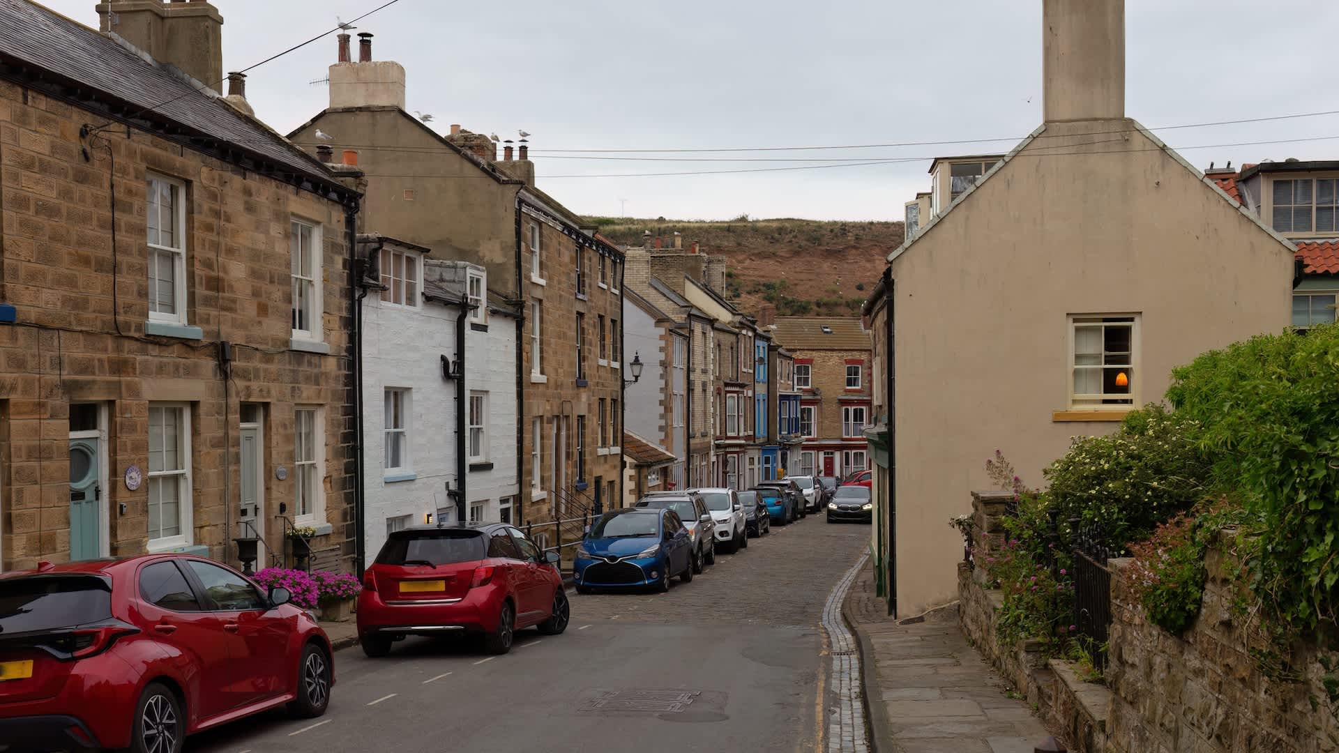 Man faces severe penalties after neighbors notice shocking hazard: 'A ...