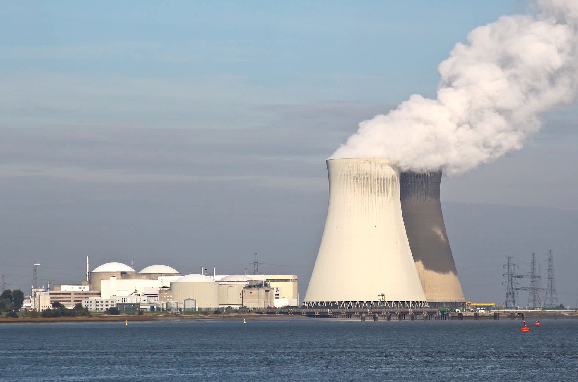 Energy giant hits roadblock in plans for controversial US nuclear ...