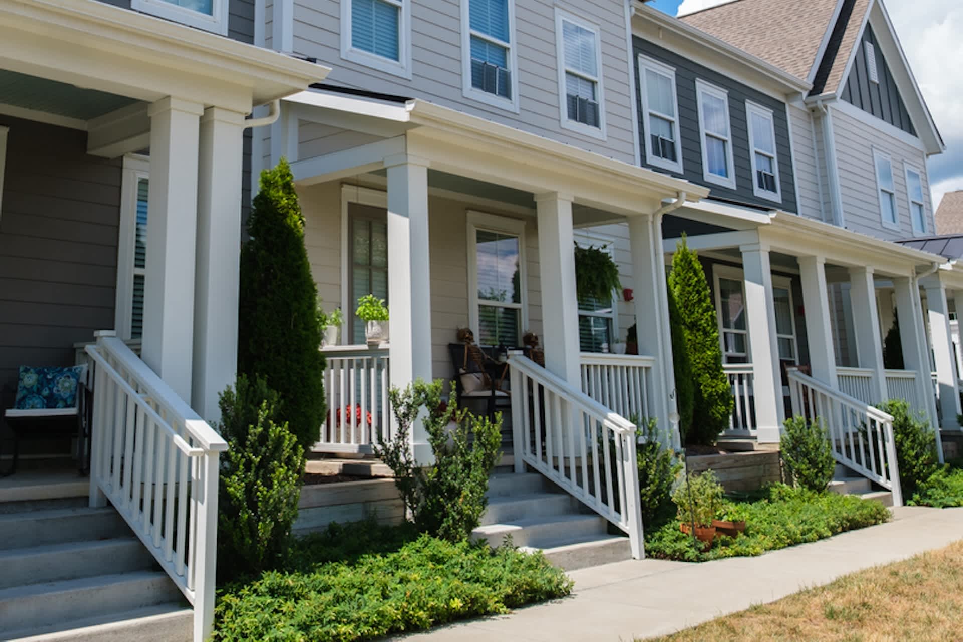 Homeowner infuriated after discovering neighbor's malicious actions ...