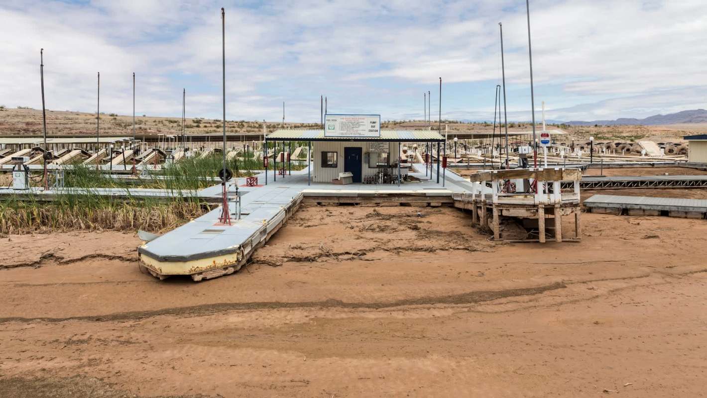 Lake Mead could fall 20 feet below the grim level that revealed bodies ...