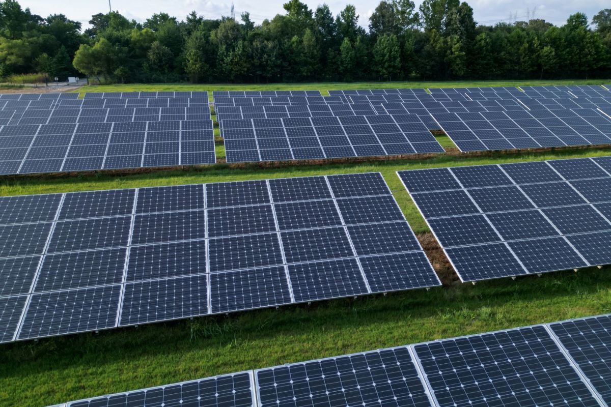 New study finds most large US solar farms move ahead with surprisingly ...